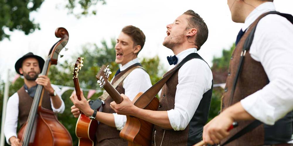 Hire Singing Waiters in The Cotswolds for Weddings & Events
