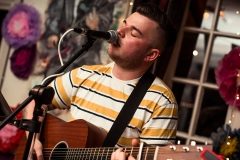 Manchester Guitarists For Hire: Book For Weddings, Parties & Events